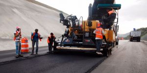 Gobierno invierte 600 millones de pesos en carretera Azua-Barahona ...